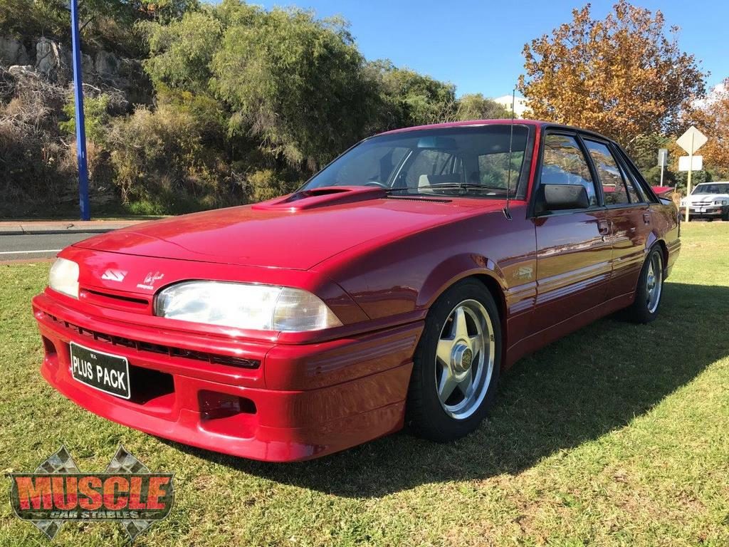 1986 HDT VL SS Group A – #182 PLUS PACK | Muscle Car Stables