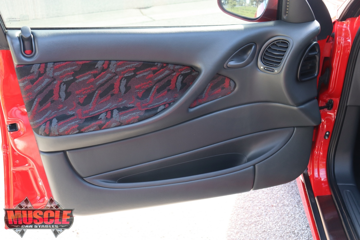 2001 HSV VX Clubsport R8