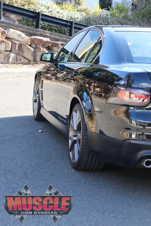 2006 HSV Senator Signature: Rare Opportunity Awaits